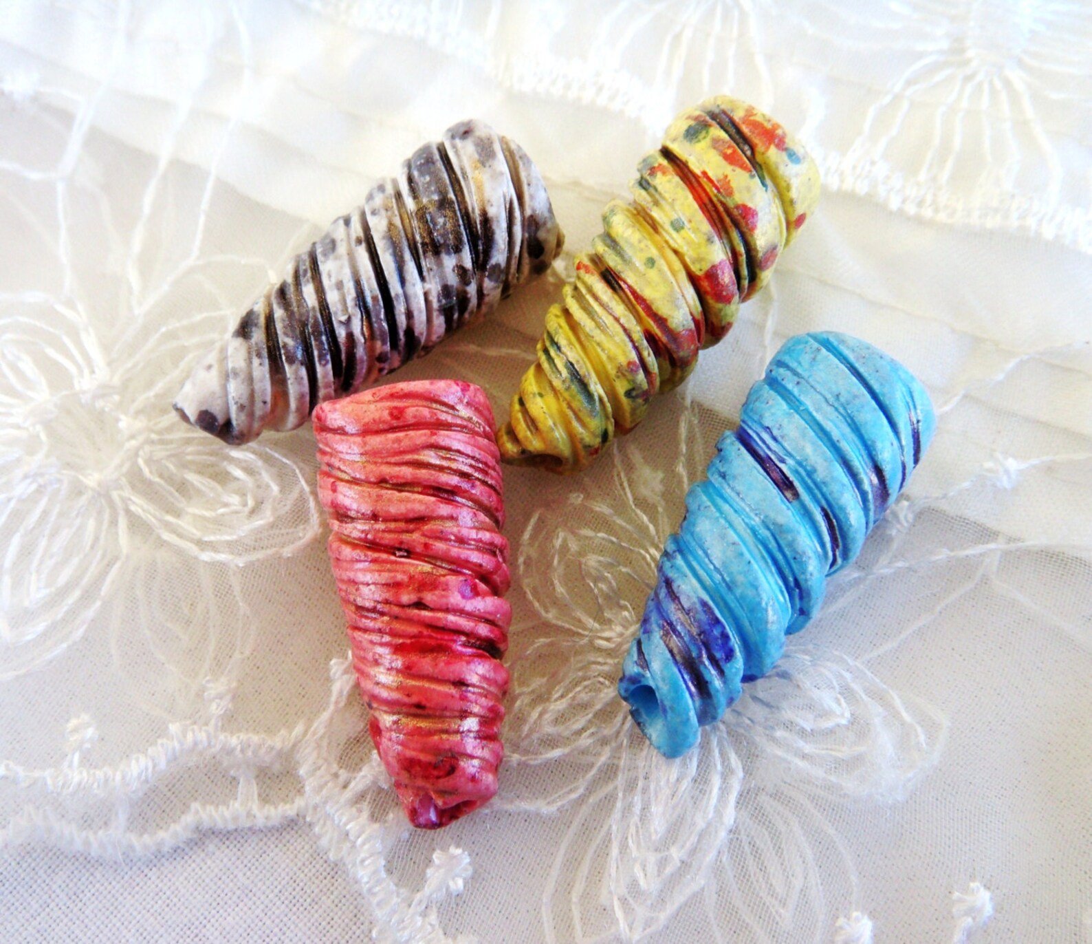 Beige Ceramic Conch Shell, Handmade Irregular Ceramic Tube, Unique ...
