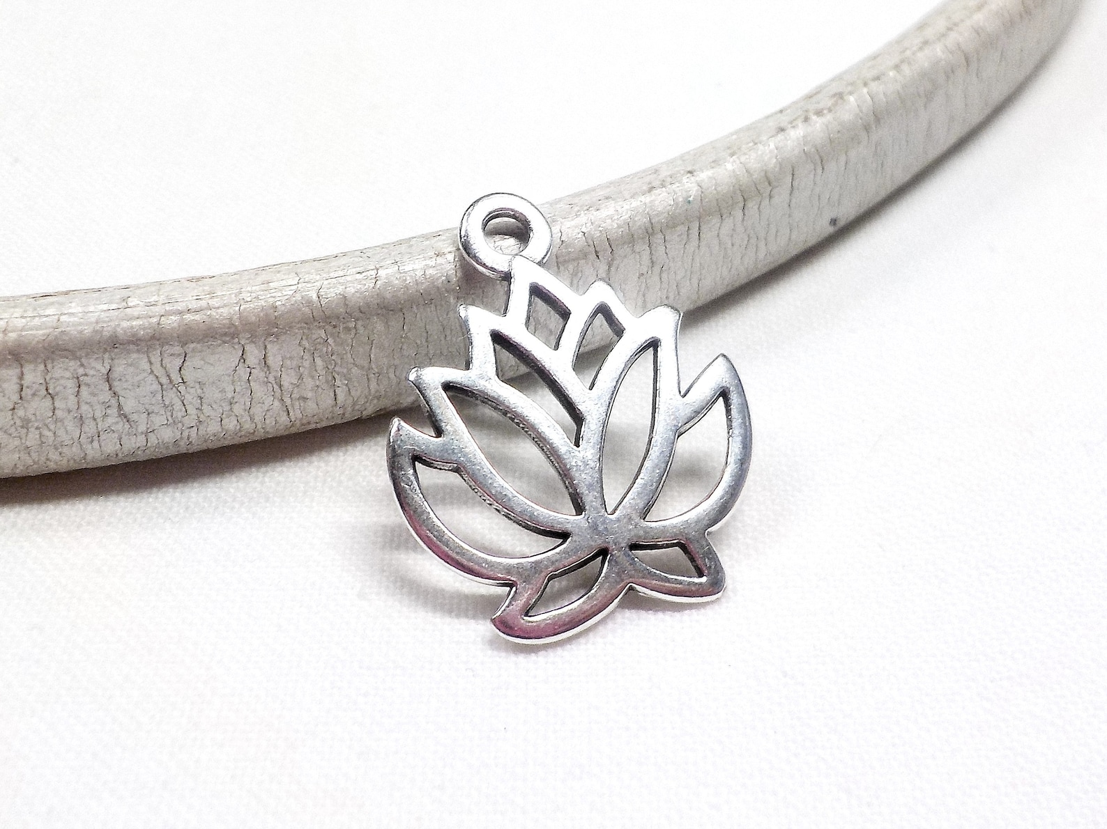 Silver Lotus Flower Charm, Lotus Flower Pendant, Boho Necklace Lotus ...