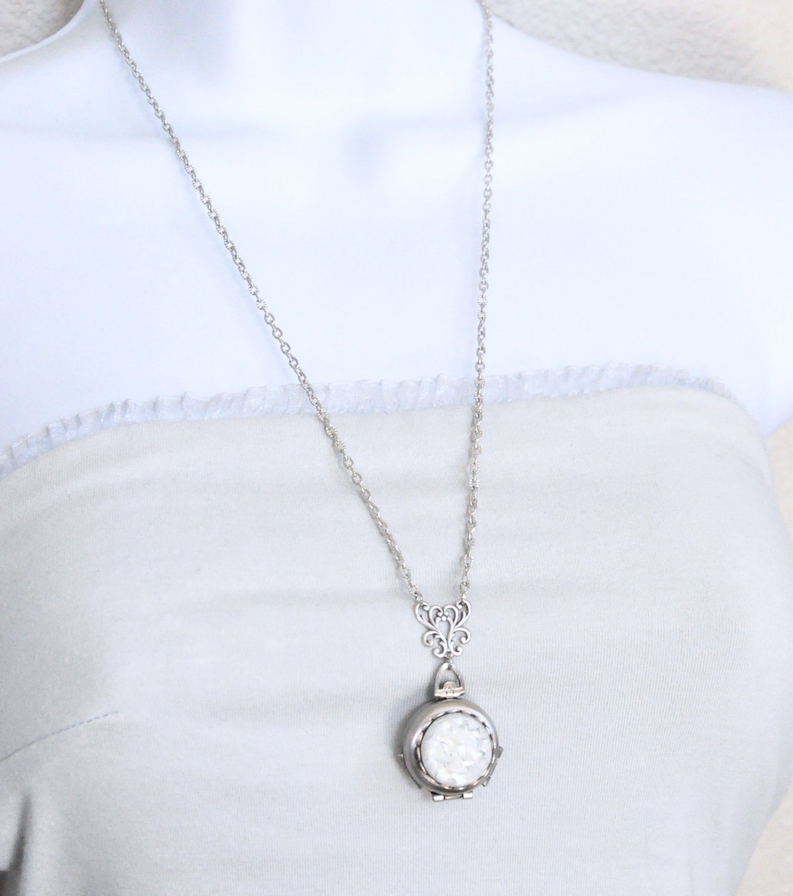 White Opal Locket Necklace Silver 4 Picture Locket Antique - Etsy