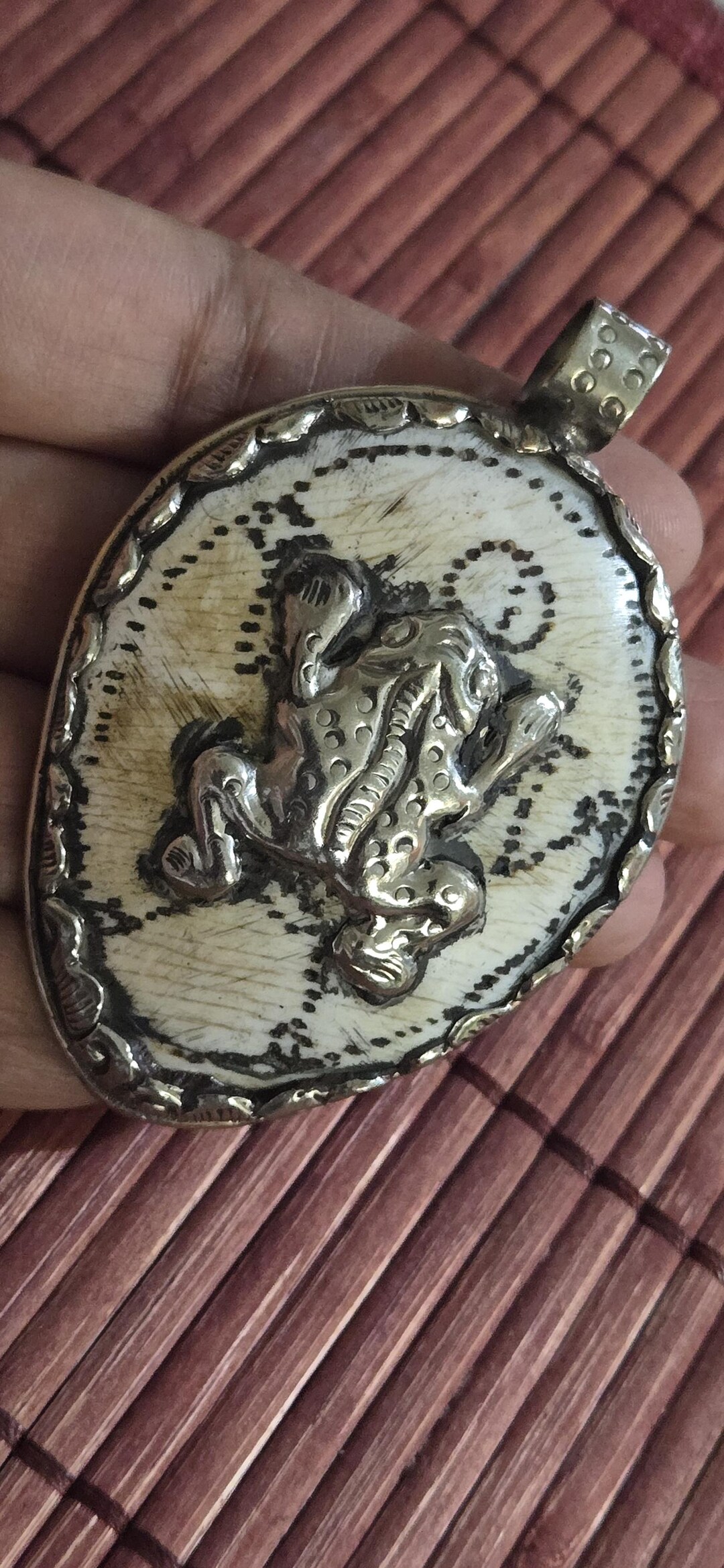 Hand-carved Conch Shell Pendant – Frog Totem, Human Figure, Firefly ...