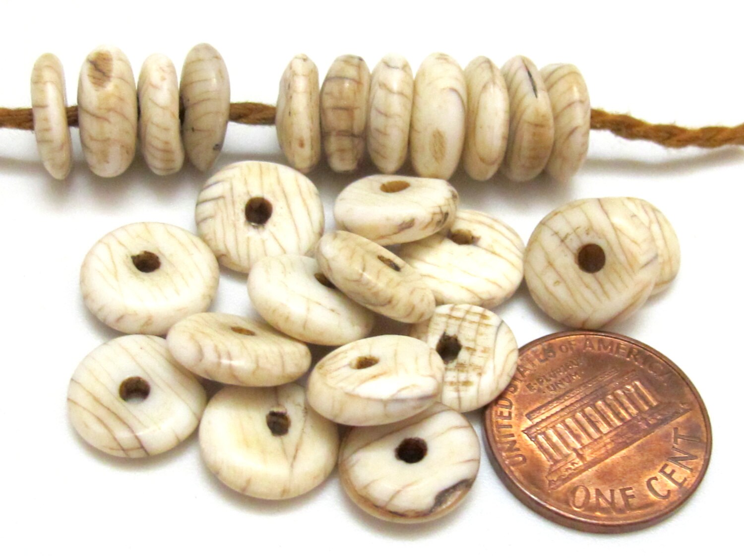 10 Beads Small Ethnic Naga natural conch shell flat disc | Etsy