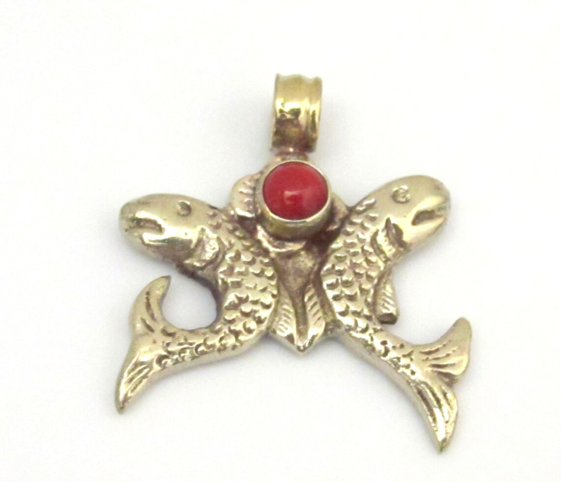 1 Pendant Two Golden Fish Auspicious Buddhist Symbol Charm | Etsy