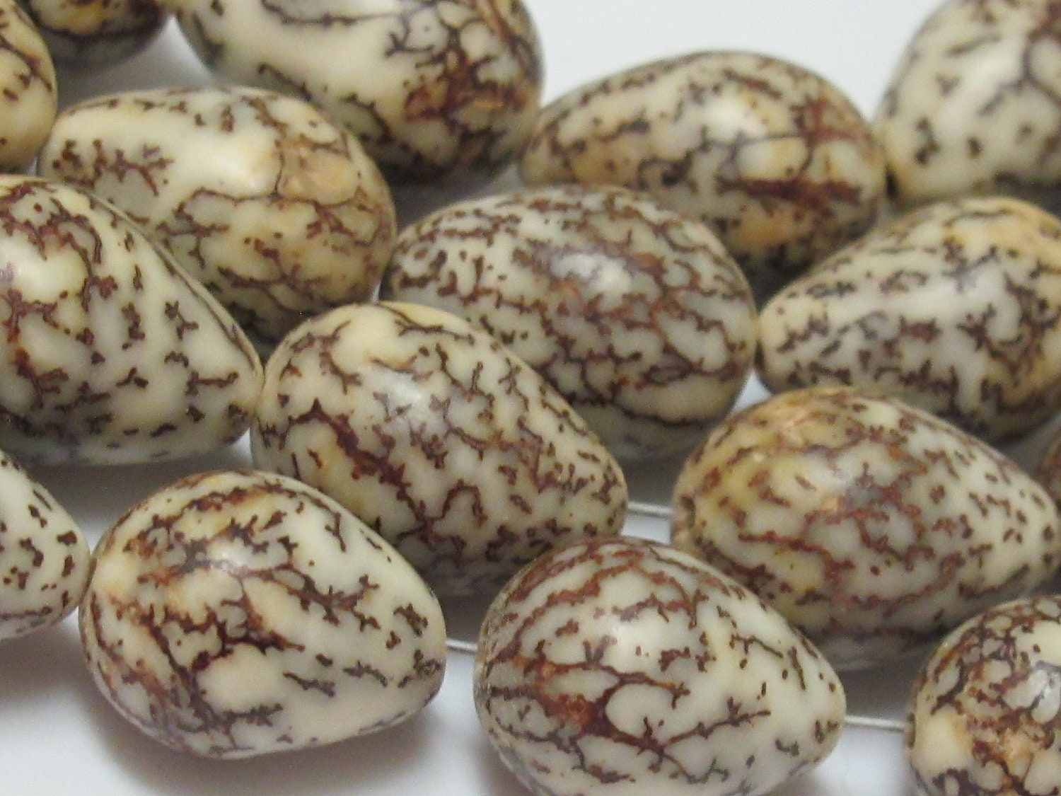 10 Beads-natural Salwag Teardrop Shape Seed Beads - NB004A - Etsy