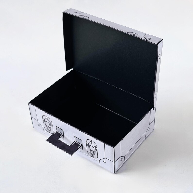Printable Gold Bar Trunk Papercraft | DIY Billionaire’s Treasure Chest ...