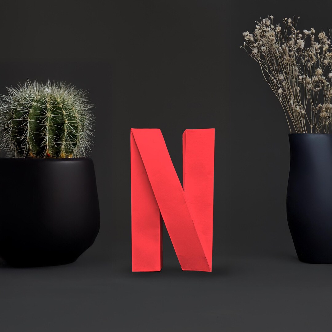 DIY Netflix Logo 3D Papercraft Template | Printable Polygon Paper Model ...