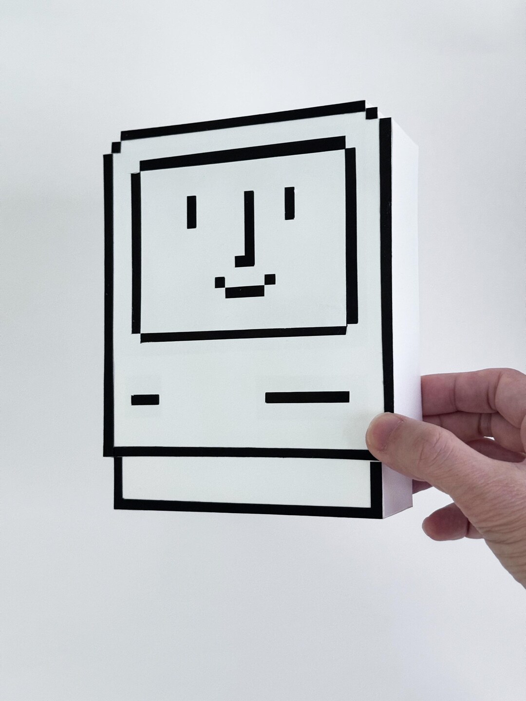 Retro Apple Computer DIY Paper Kit | Classic Macintosh Model 3D ...