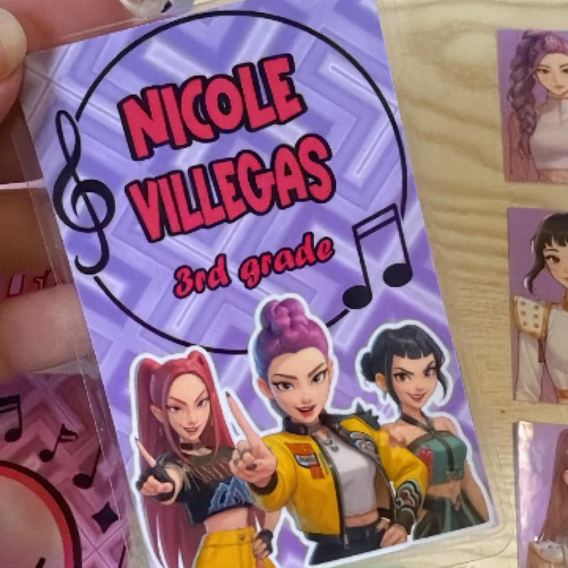 Kpop demon hunters school labels - Etsy España