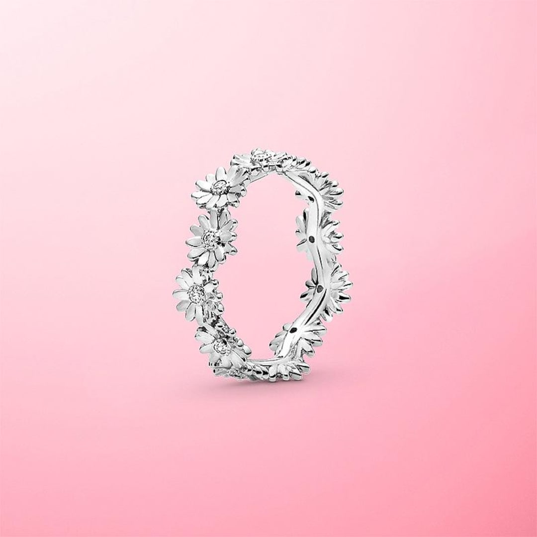 Pandora Sparkling Daisy Flower Crown Ring - Etsy