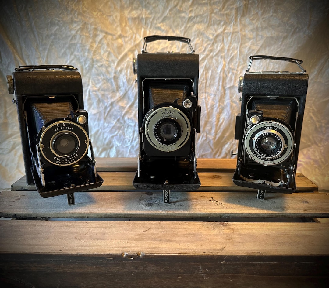 Kodak Vigilant Folding Cameras – 1930s-40s Antique Display - Etsy