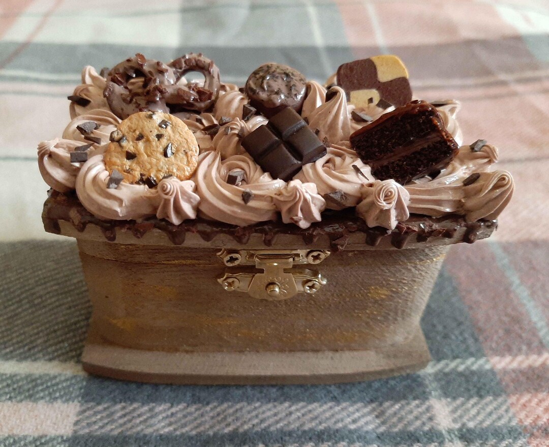 Decoden Trinket Box | Chocolate Themed Trinket Box | Jewelry Box ...