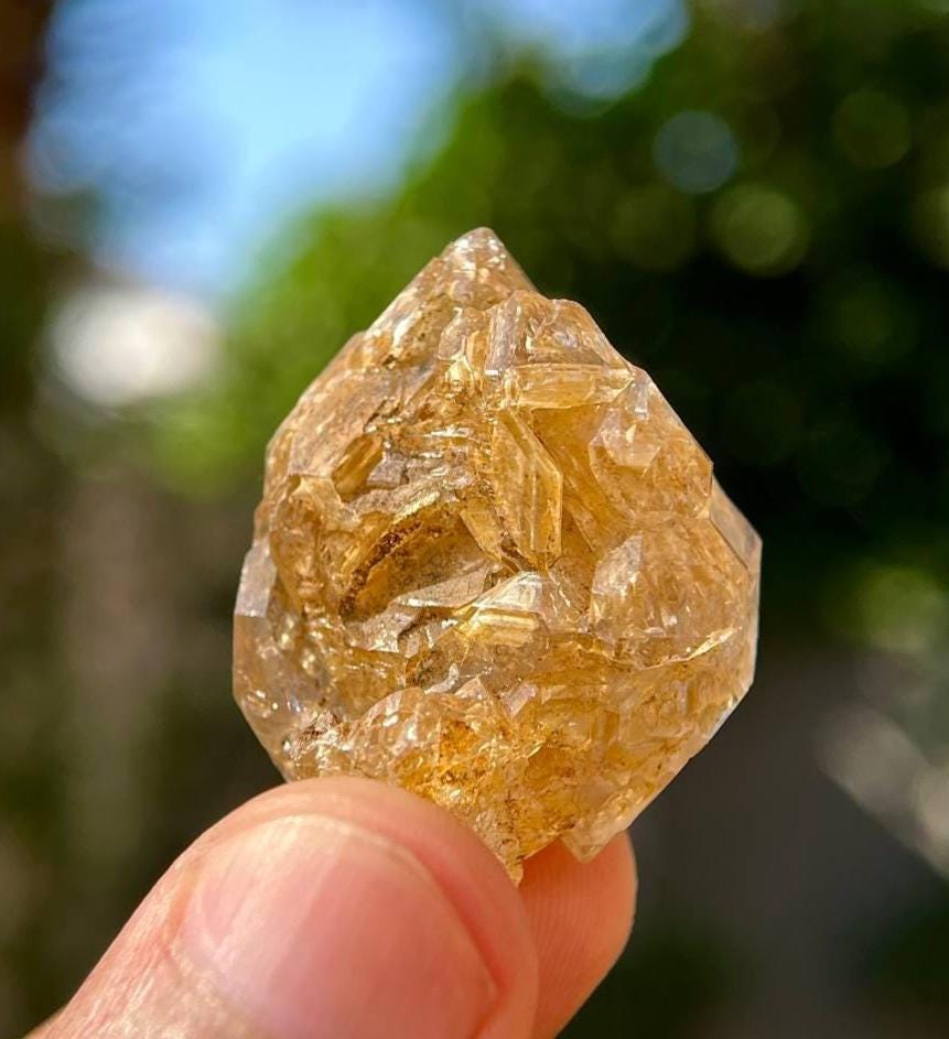 Golden Skeletal Quartz With Layers of Clay Inclusions - Fenster Quartz ...