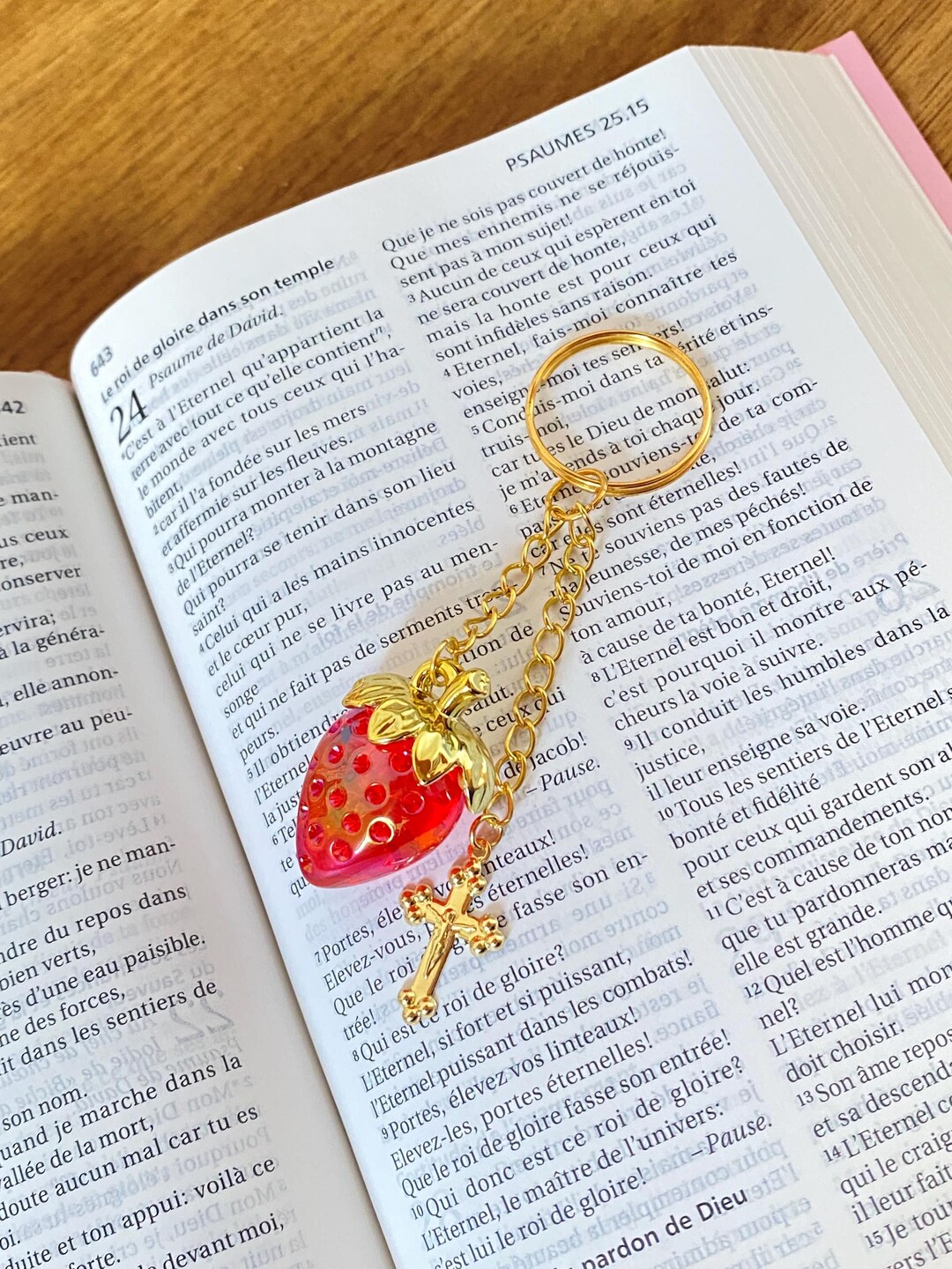 Christian Key Ring for Strawberry Decoration and Christian Cross for ...