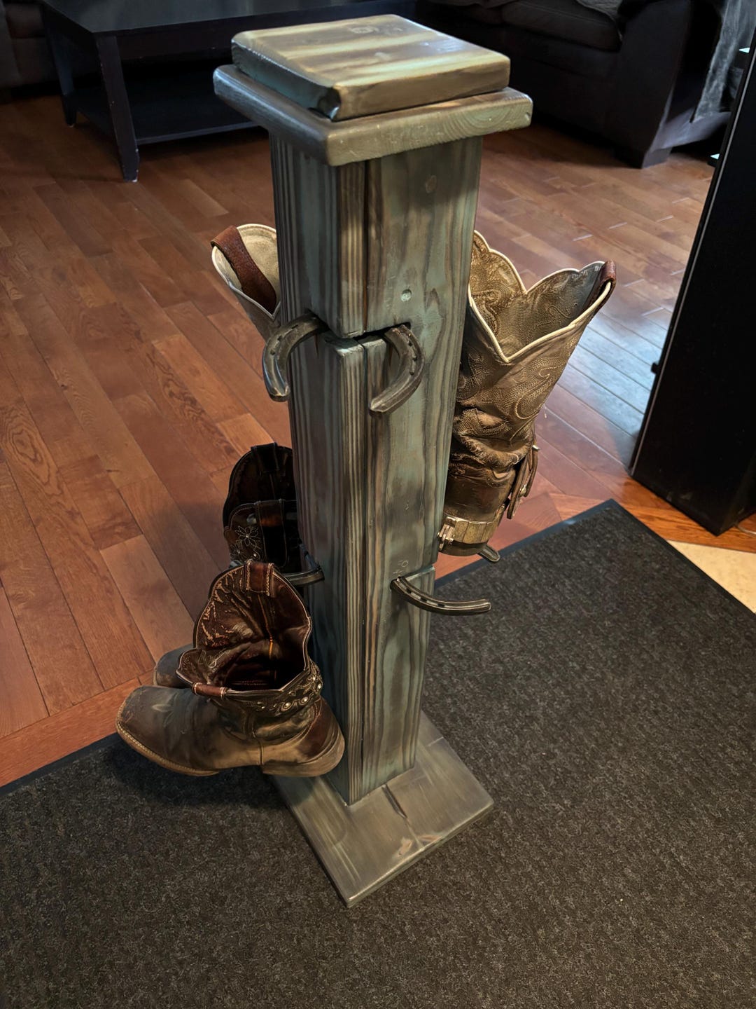 Custom Wood Cowboy Boot Holder - Etsy