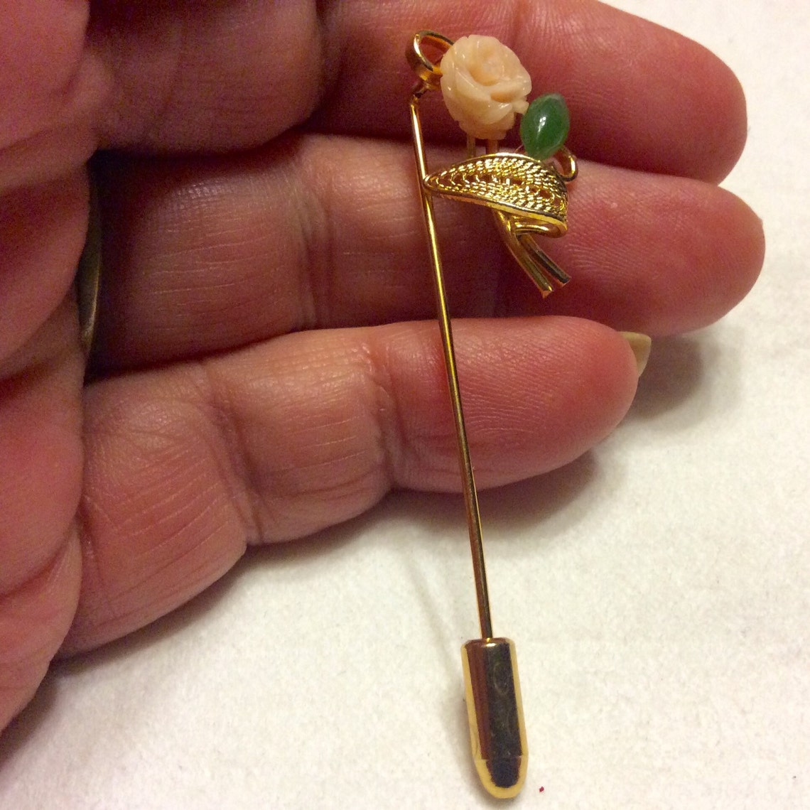 1960's Salmon Coral and Jade Hat Pin Stick Pin Brooch. - Etsy