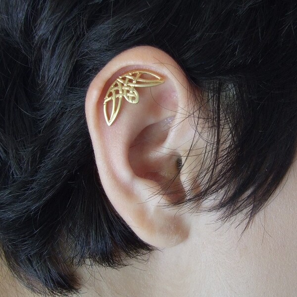 Gold Cartilage Earring - Etsy