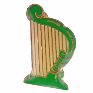 IRISH LYRE Vintage Enamel Pin Lapel Badge Brooch Gift Ireland Green St ...
