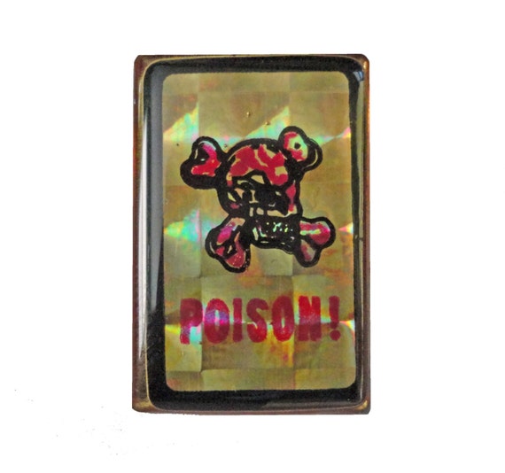 POiSON! CONTRoL SKULL & CROSSBONES vintage enamel pin… - Gem
