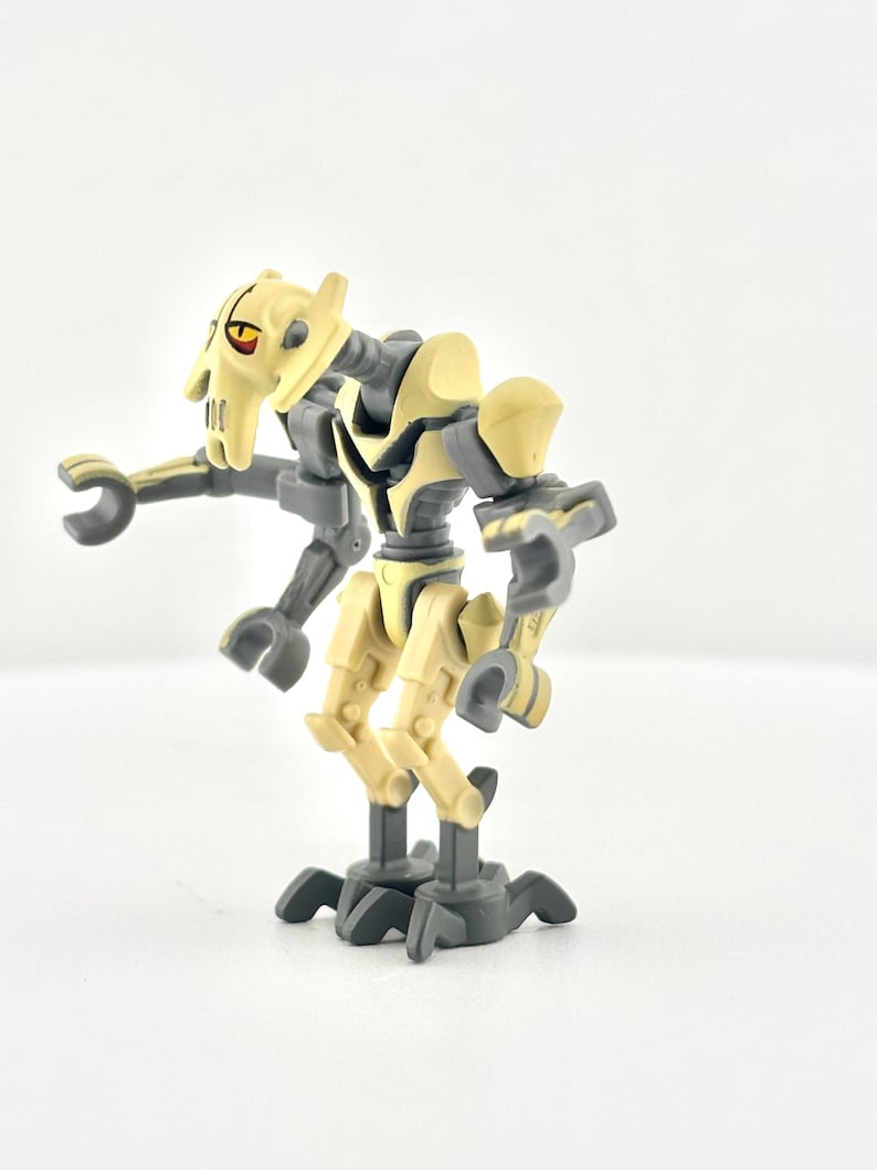 LEGO® General Grievous Star Wars Minifigure – Clone Wars Villain – Tan ...