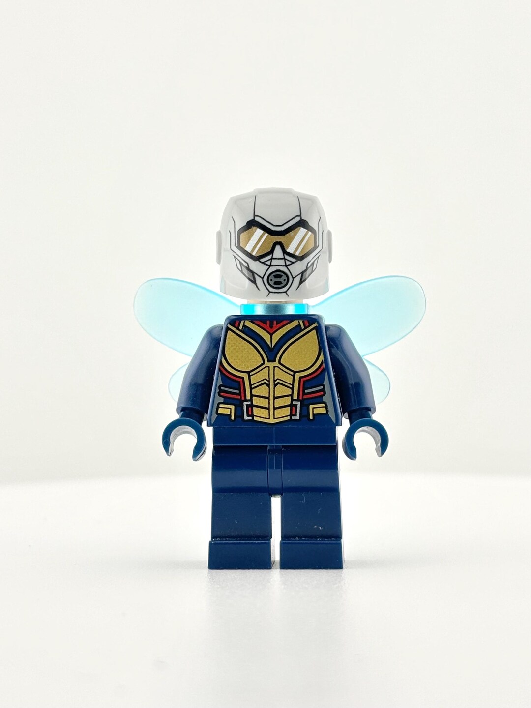 LEGO® the Wasp Marvel Minifigure - Hope Van Dyne With Blue Wings ...