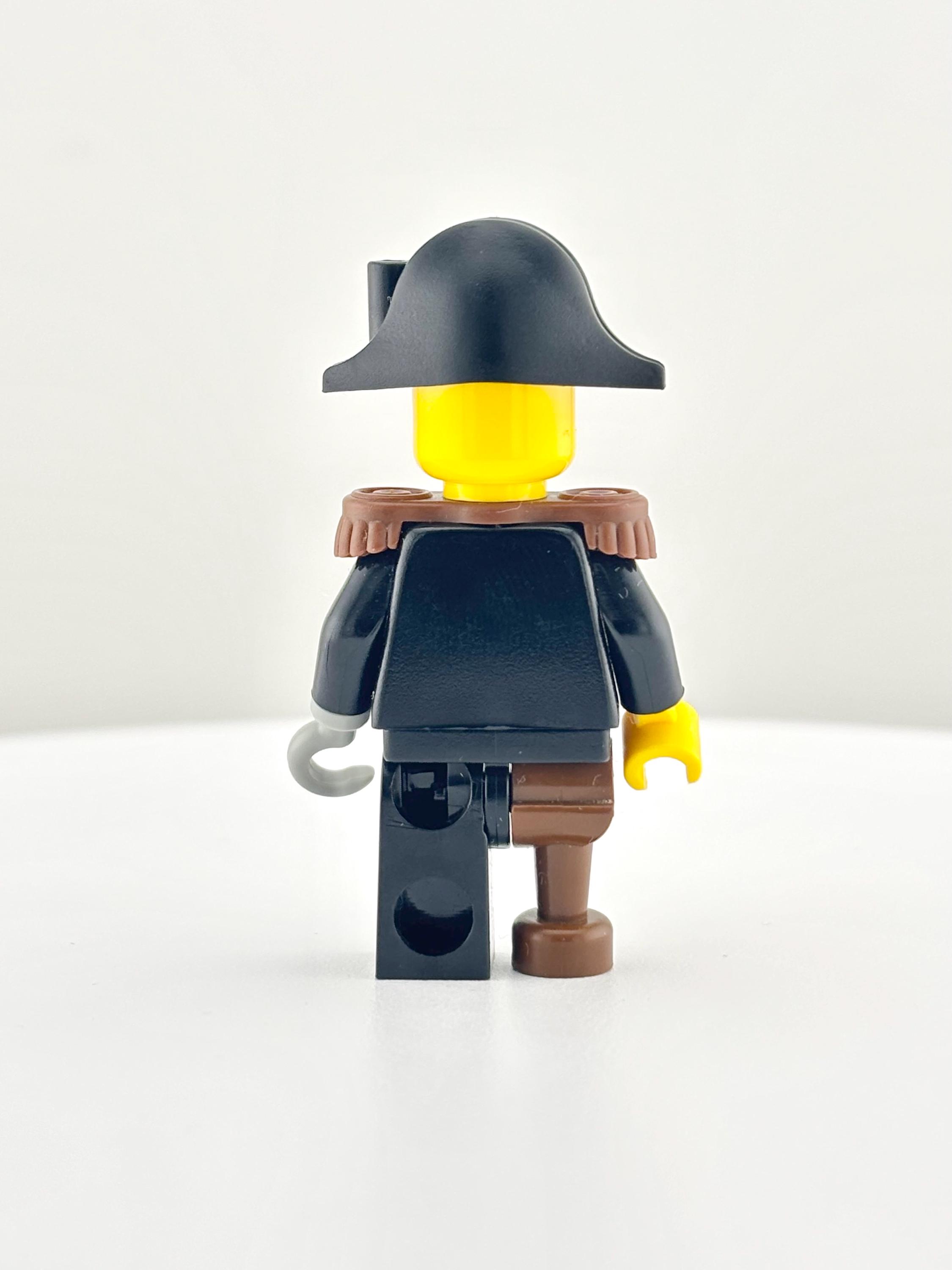LEGO® Captain Red Beard Pirates Minifigure – 1989 Vintage – Retired ...