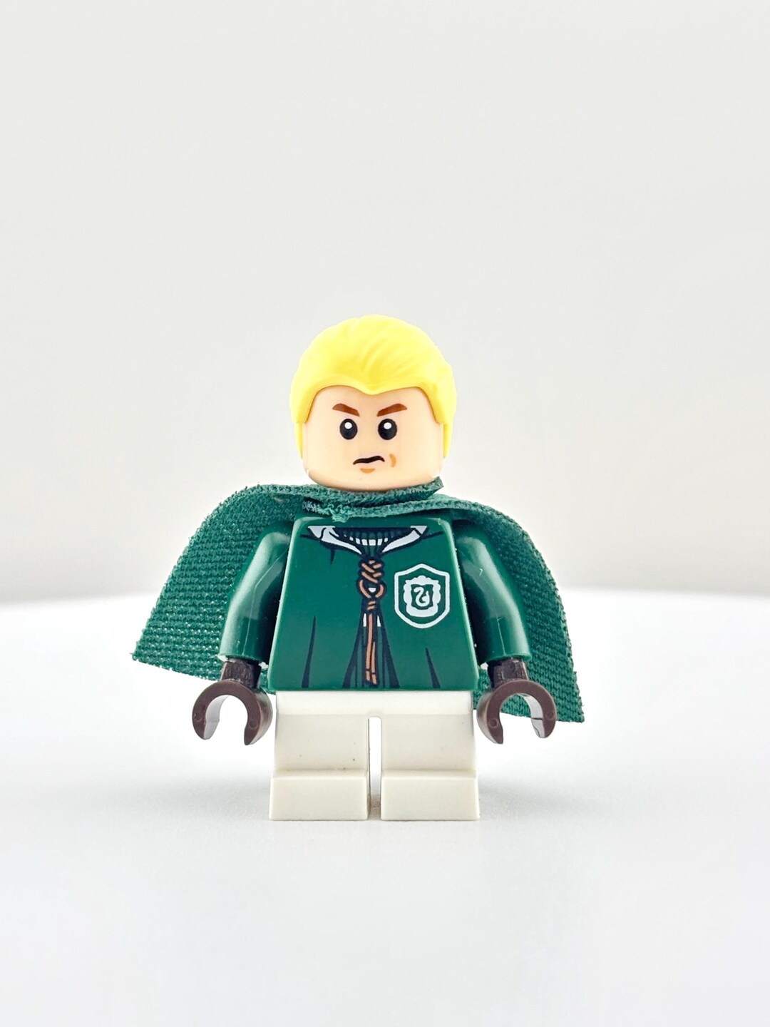 LEGO® Draco Malfoy Harry Potter Minifigure – Slytherin House – Hogwarts ...