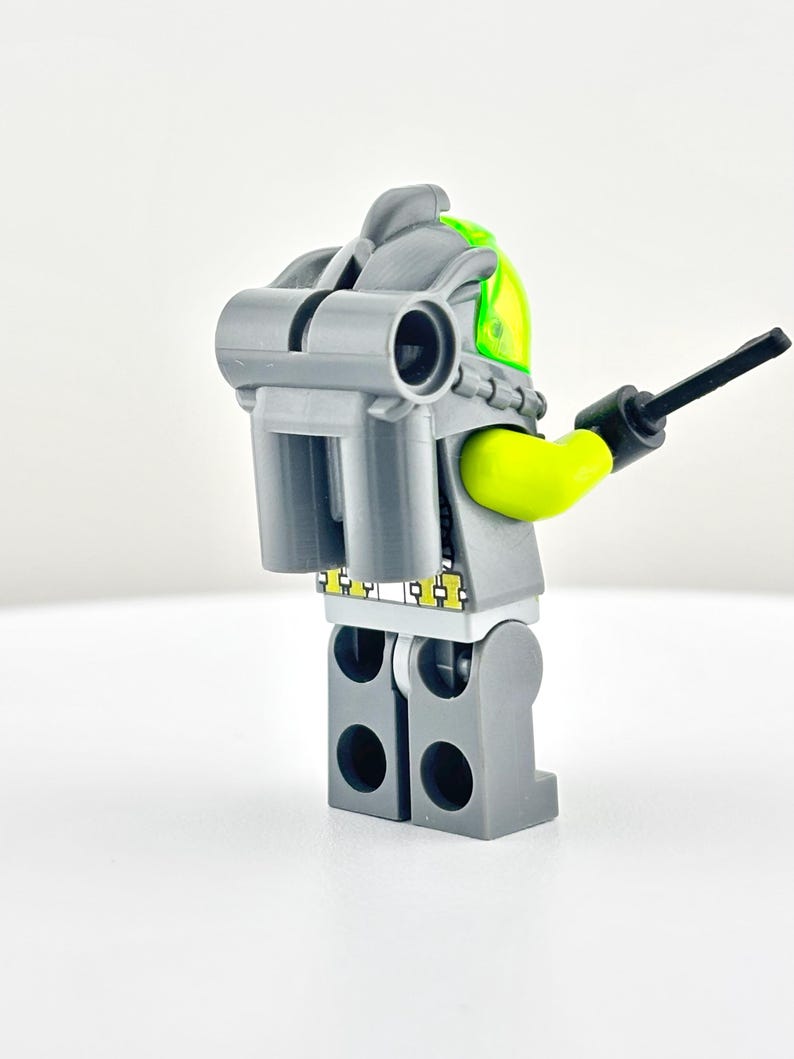 LEGO® Atlantis Diver 4 - Lance Spears Minifigure - Underwater Explorer ...