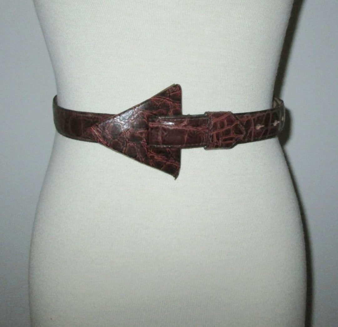 Vintage Brown Leather Belt With Arrow Buckle by Pierre Cardin Italian ...