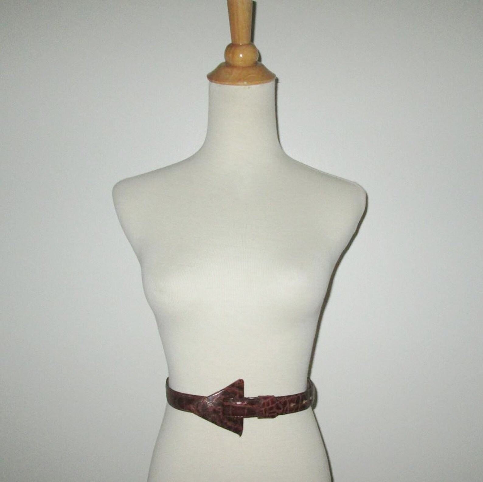 Vintage Brown Leather Belt With Arrow Buckle by Pierre Cardin Italian ...