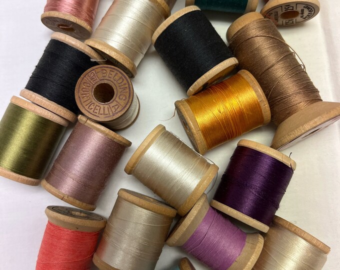 19 Vintage Belding Corticelli/corticelli Wooden Spools With Silk & Poly ...