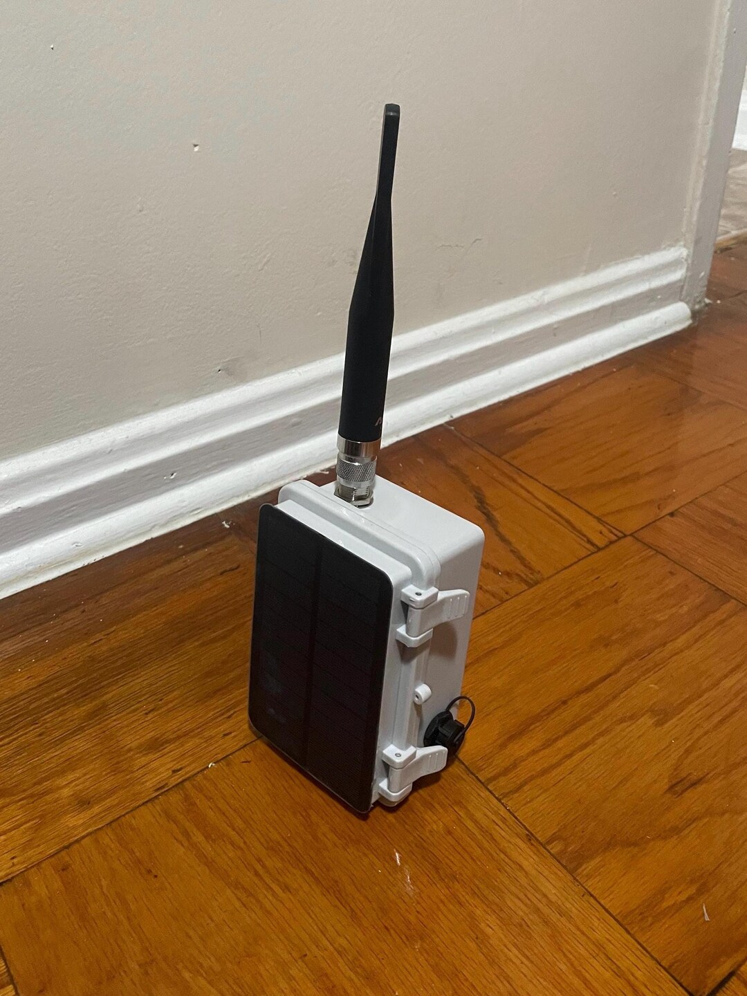 Meshtastic Solar Node W/ Display, Keyboard, GPS Sensor, 5dbi Omni ...