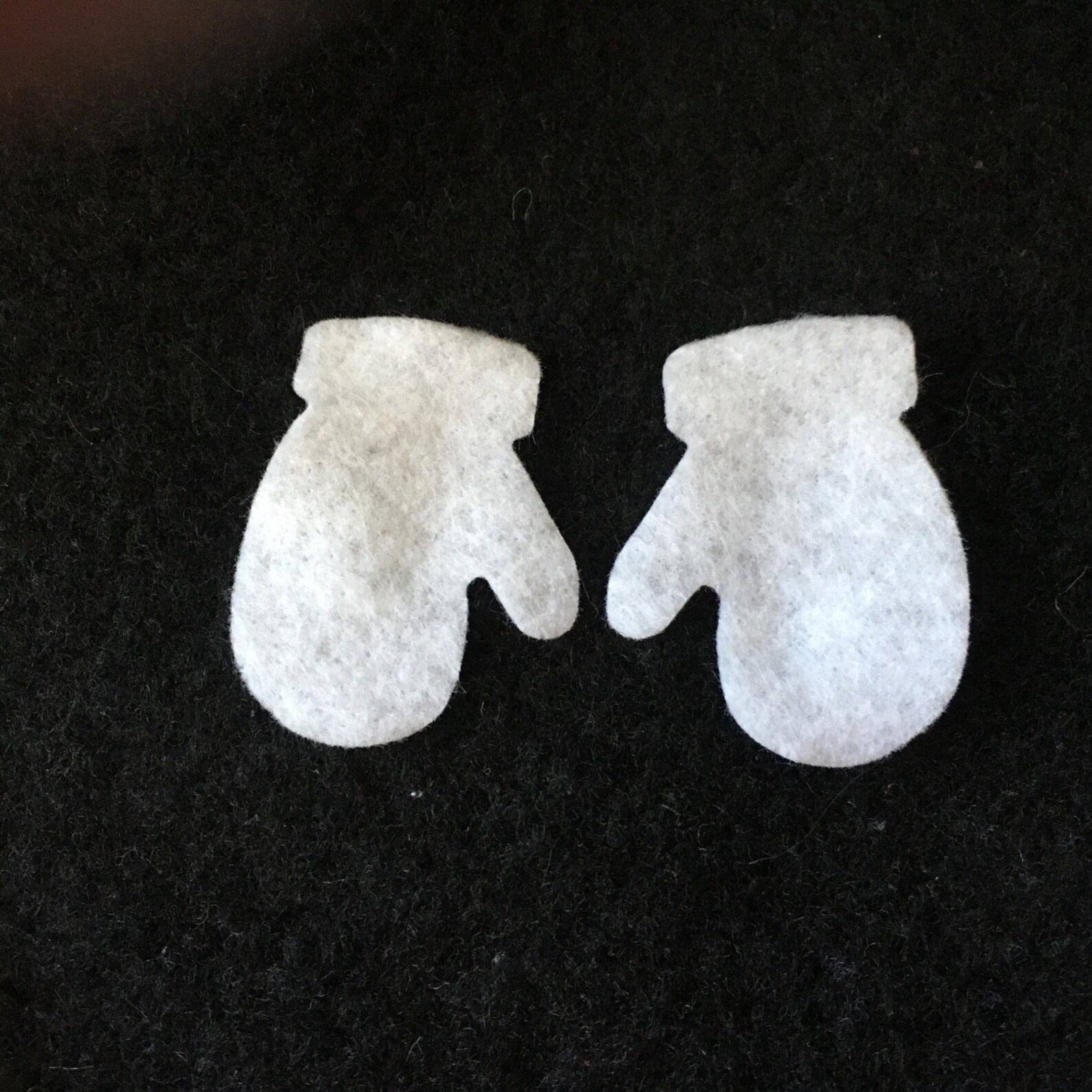 Felt White Mittens-wax Dipping Mittens-mitten Die Cuts-pre Cut Mittens ...