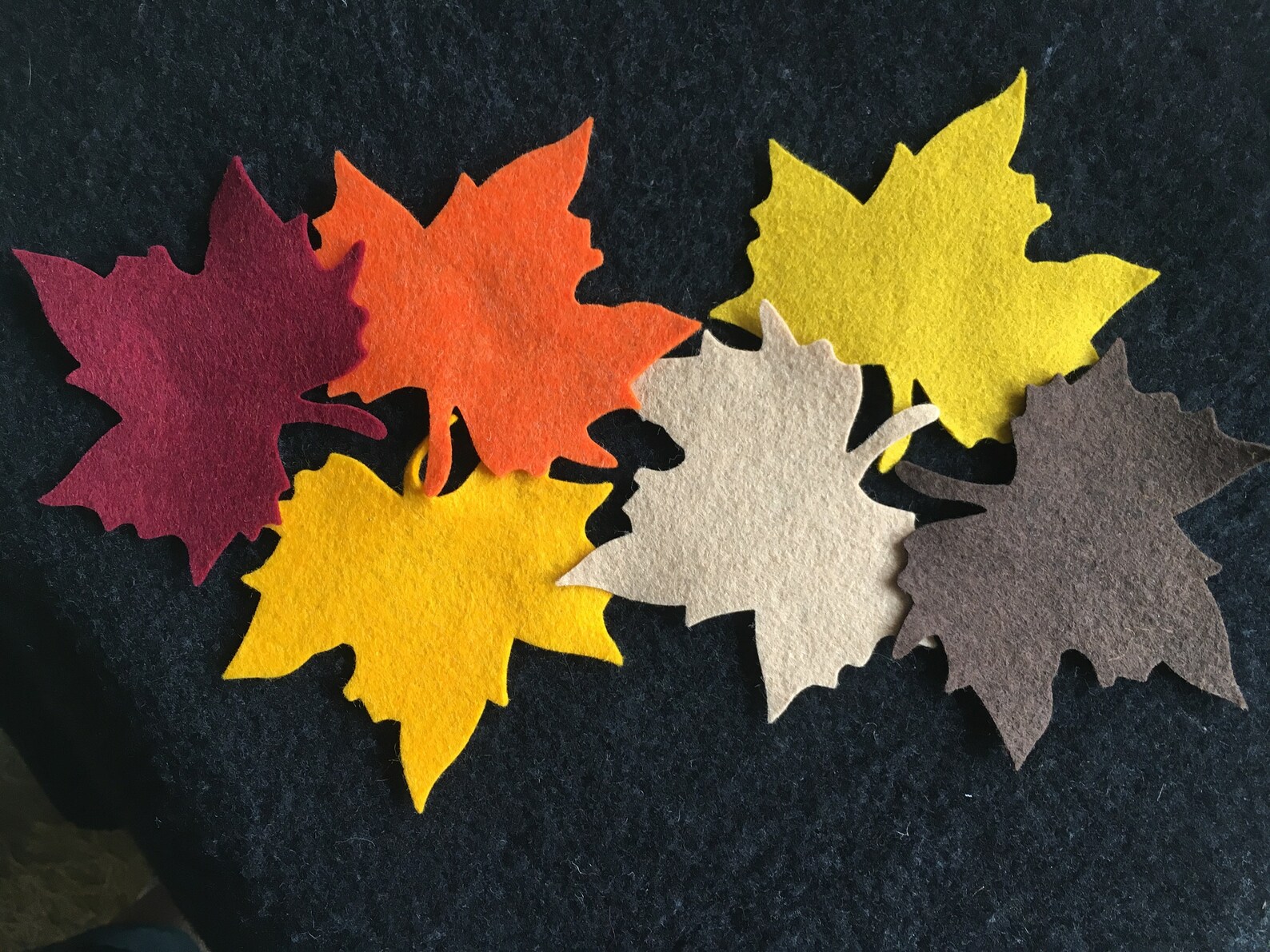 Wool Felt Leaves-maple Leaf Decorations-applique-penny Rug-primitive ...