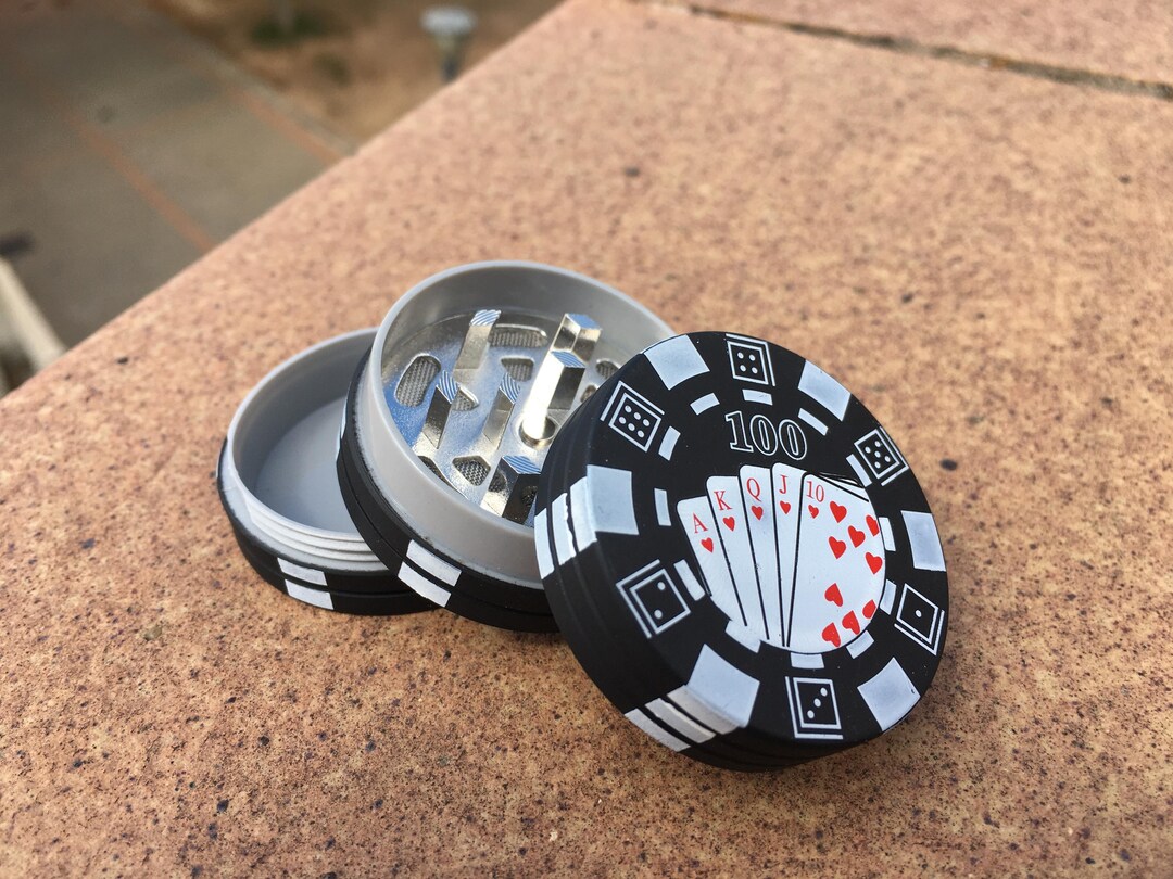 Poker Chip Grinder | 40mm 3-piece Metal Herb Grinder – Unique and ...