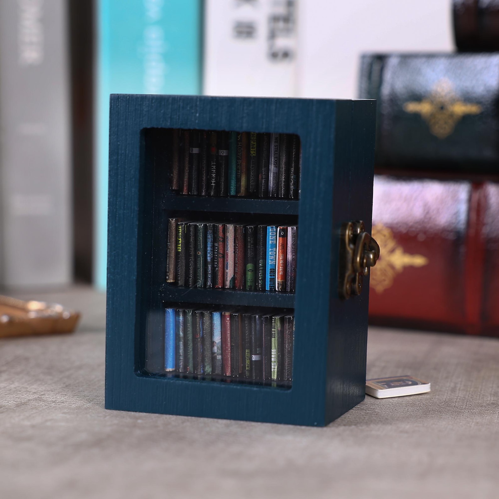 Personalized Pocket Bookshelf Custom Mini Book Display for Home, Gift ...