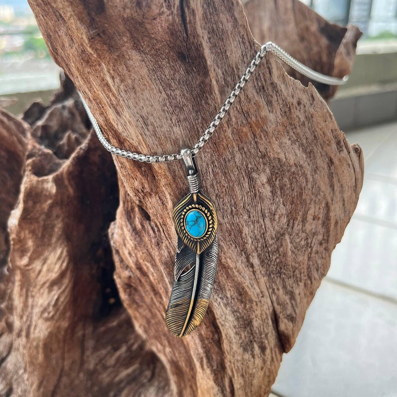 Goro Feather Necklace - Etsy
