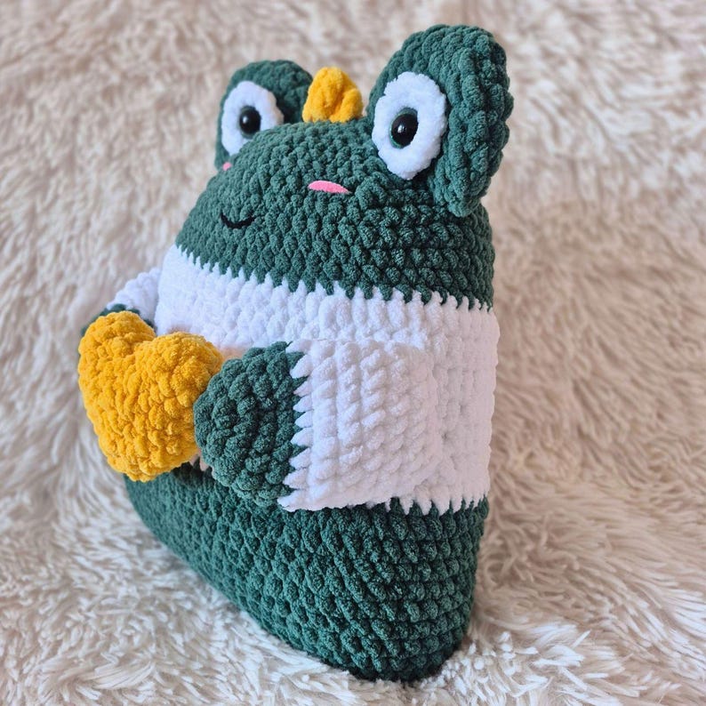 Frog Crochet Pattern PDF, Cute Amigurumi Frog Pillow, Plush Toy Pattern ...