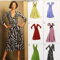 Vogue Top Pattern V8077: Misses' Sleeveless Asymmetrical Hemline - Etsy