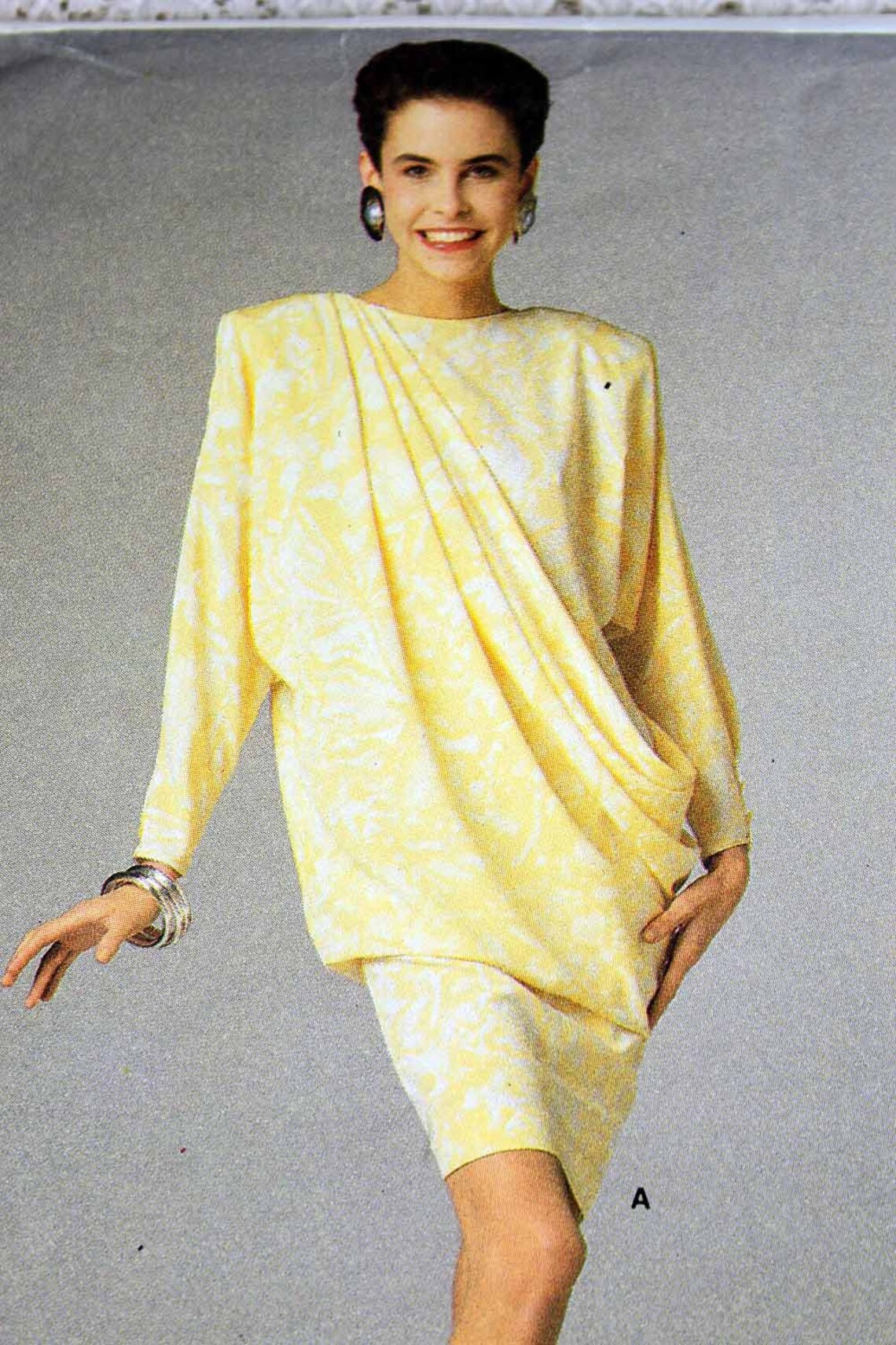 Vogue Sewing Pattern 2024 Misses' Semi-fitted Straight - Etsy