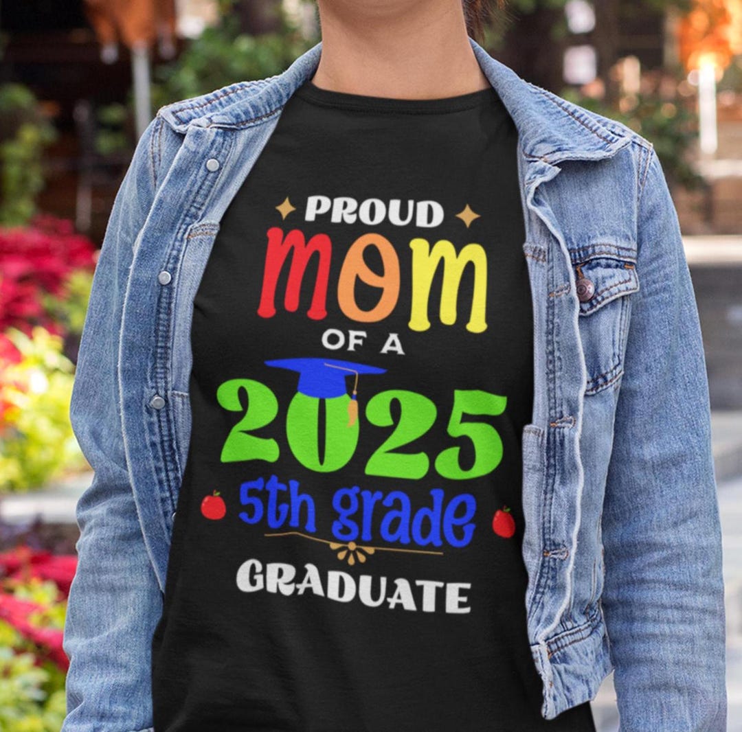 5th Grade Graduation Proud Mom Tee, Graduation Tshirt, Mom of Grad Gift ...