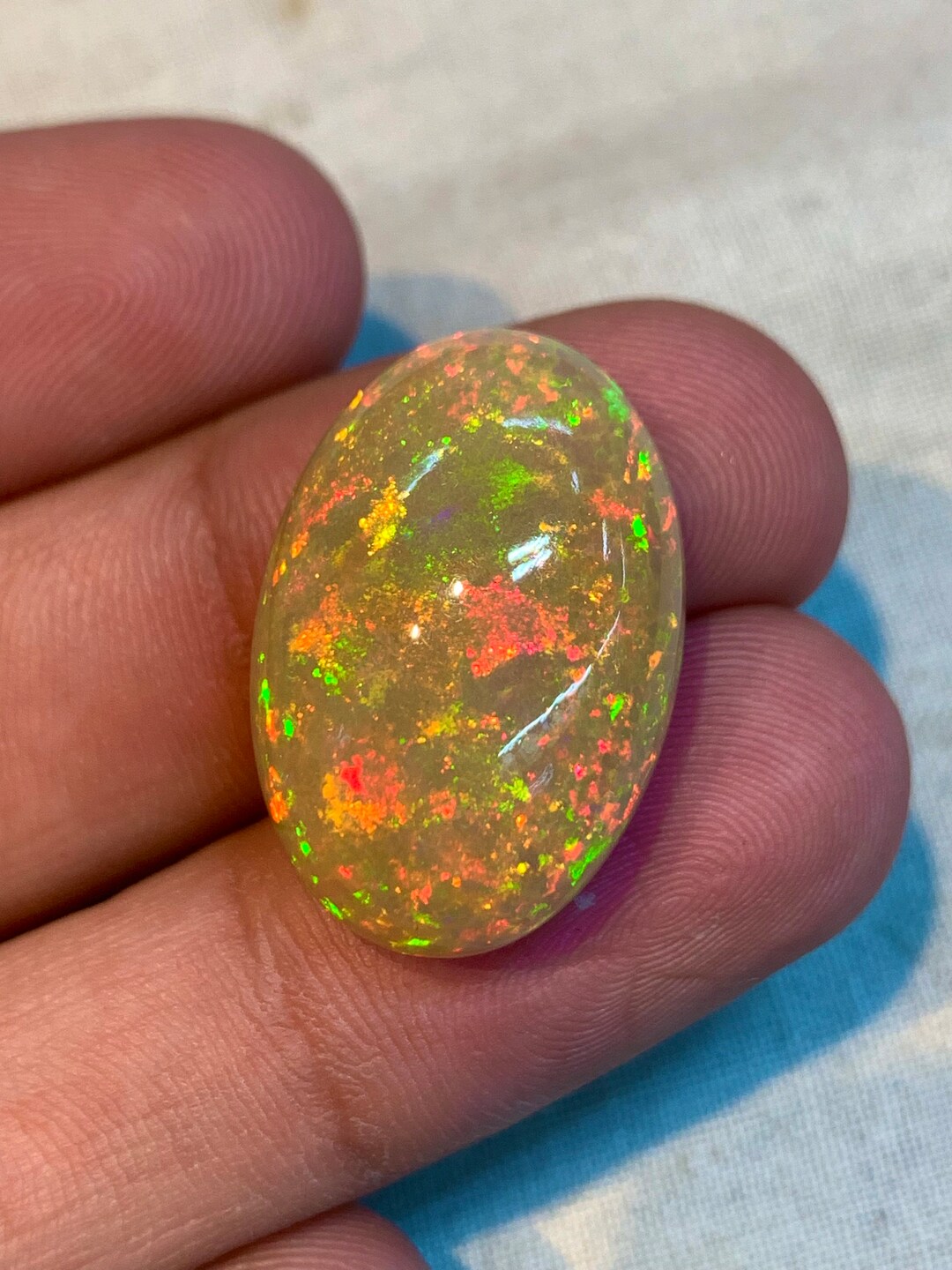 OPAL Welo Ethiopian - Rare Unique Pcs Best Quality - Full Flash Galaxy Pin Fire - Oval Shape ...