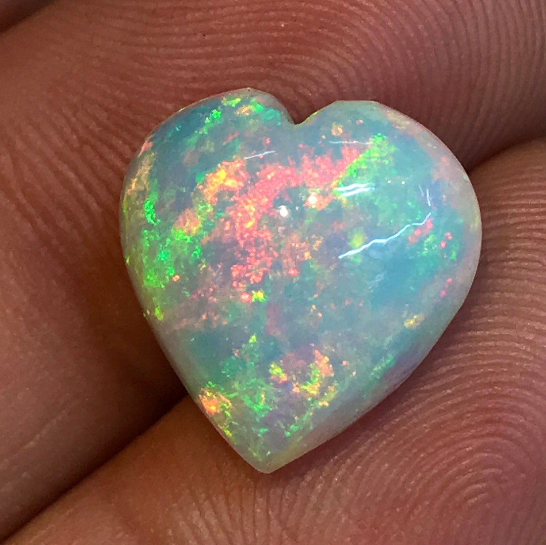 Opal Welo Ethiopian- Amazing Green Red Mix Fire -AAA - High Quality ...
