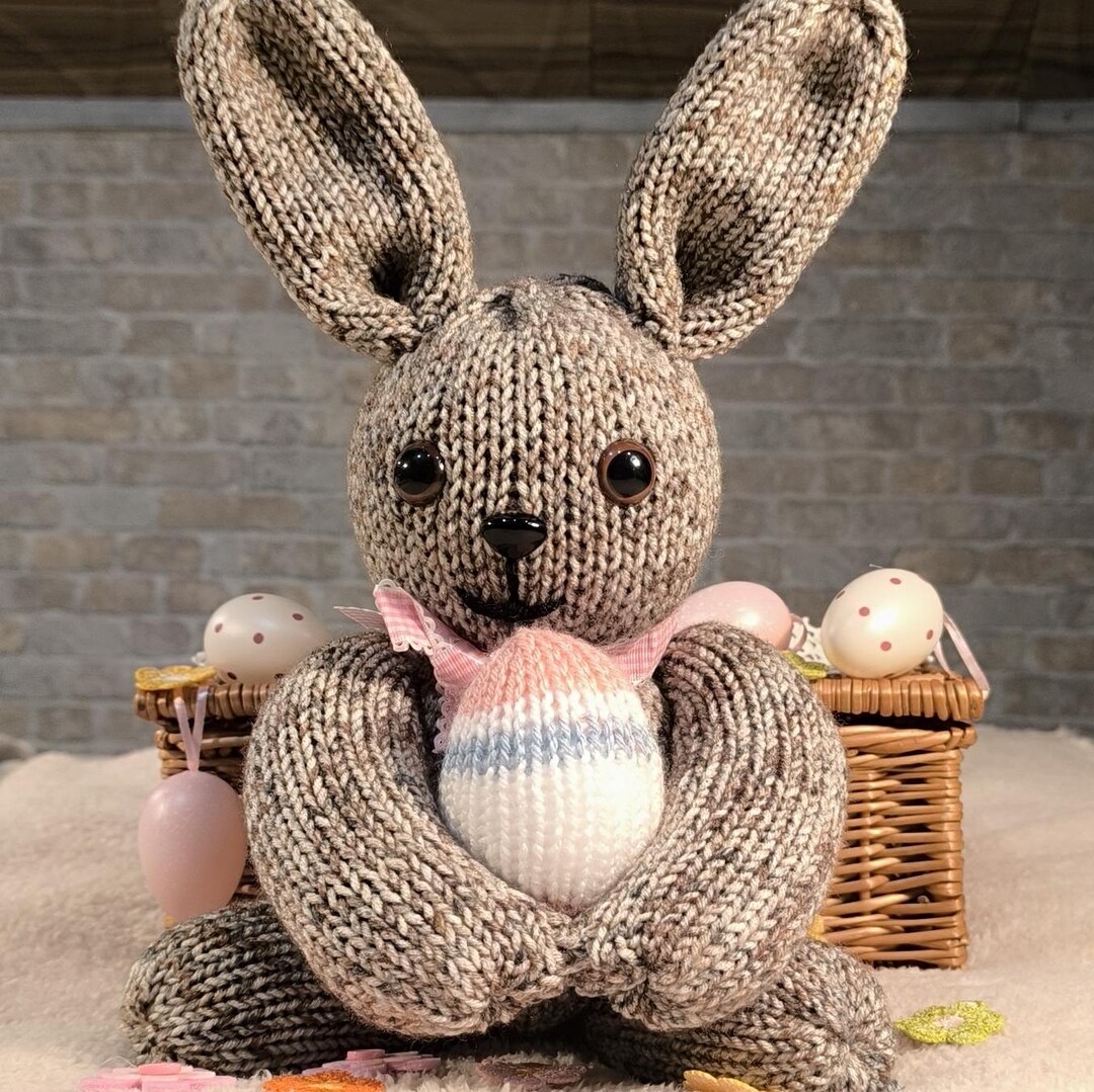 Knitted Easter Bunny and Easter Egg, Circular Knitting Machine Pattern ...