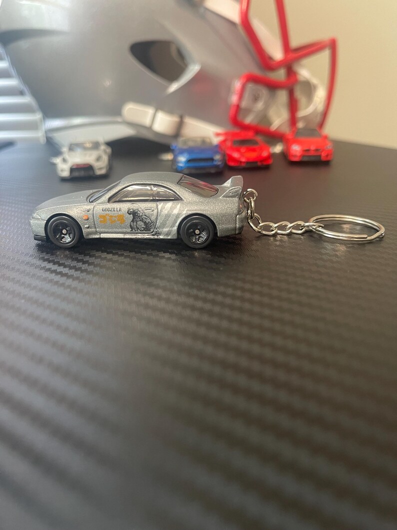 Hot Wheels Nissan Skyline GT-R R33 Keychain - Etsy