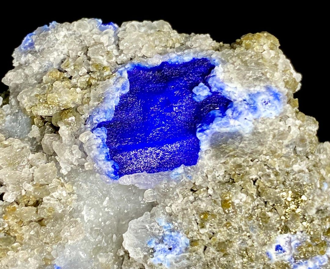 240 Carats Rare Royal Blue Lazurite With Calcite & Pyrite Cluster ...