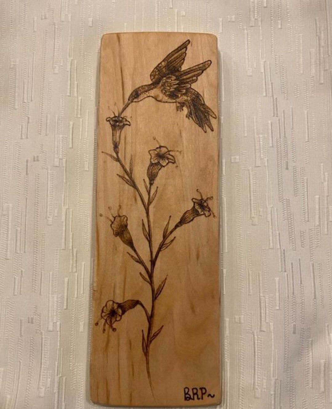 Hummingbird With Honeysuckle Flowers Woodburning Home Decor - Etsy