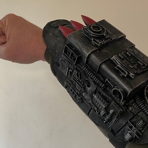 Power Armour Gauntlet Missile Launcher - Etsy