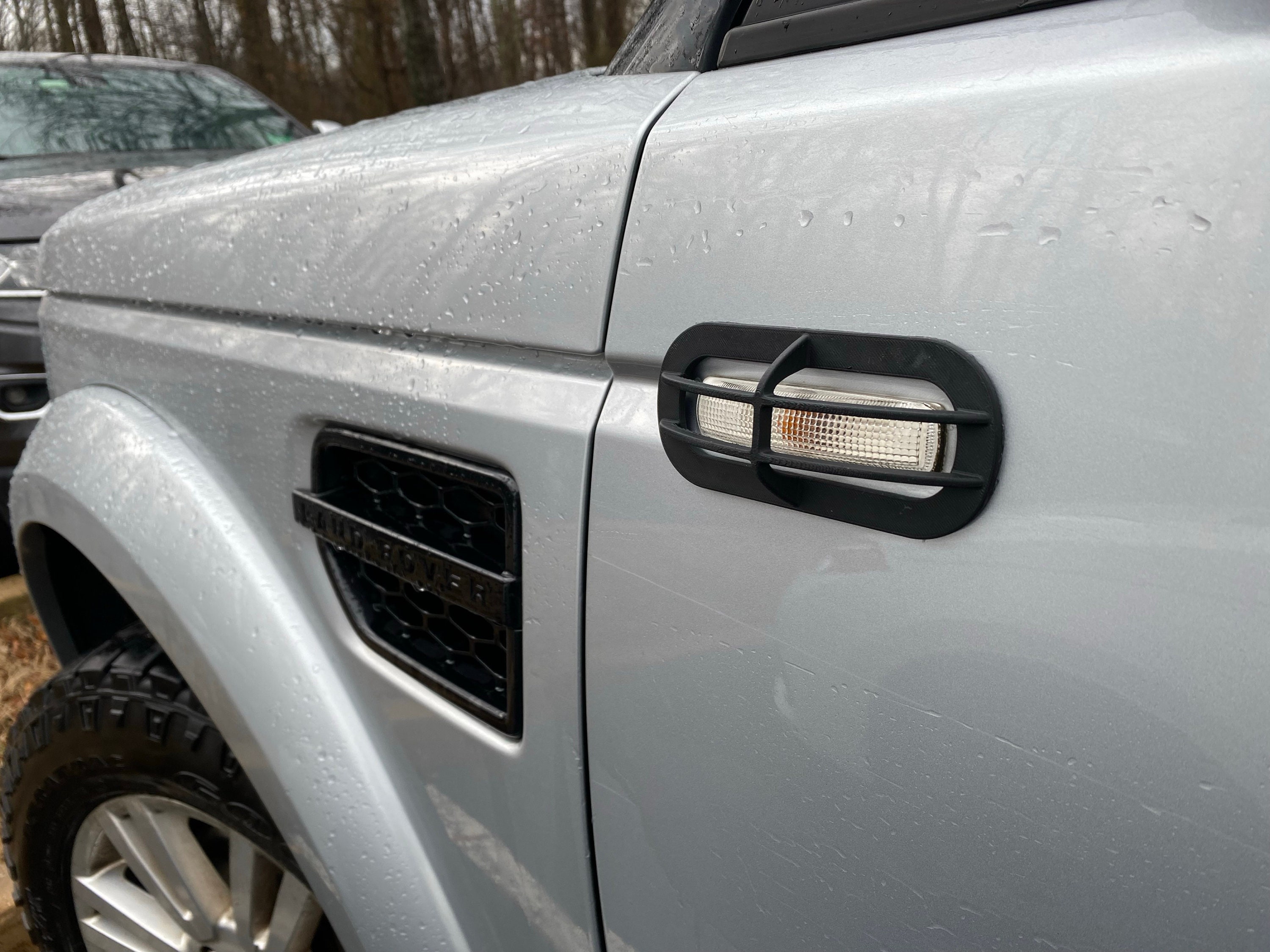 Land Rover Discovery LR4 Side Indicator Guard Kit - Etsy