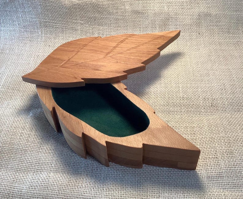 Handcrafted Leaf Shaped Jewelry/keepsake/ring Box. Made From Solid Hard ...