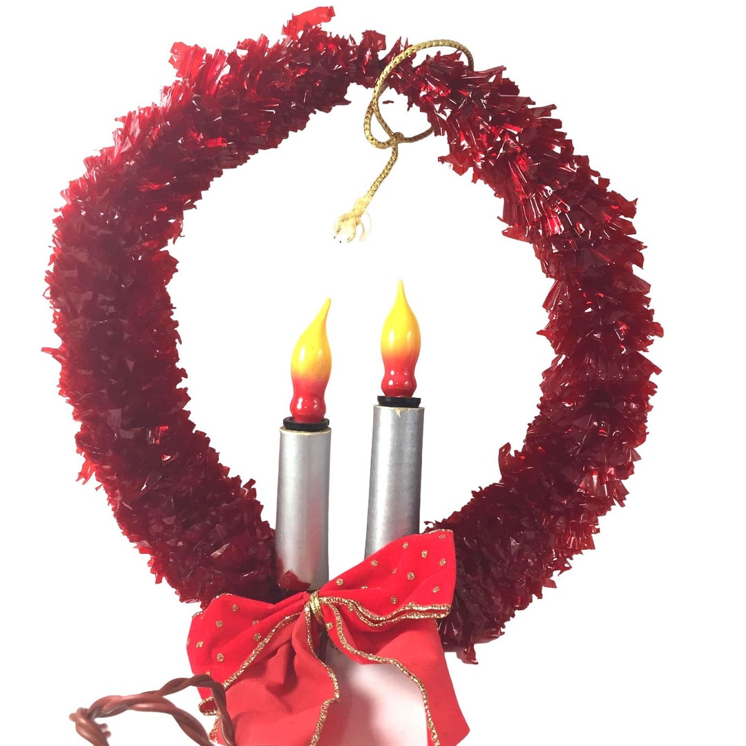 Working Vintage 1960s RED Cellophane Window Wreath With Electric Candle ...