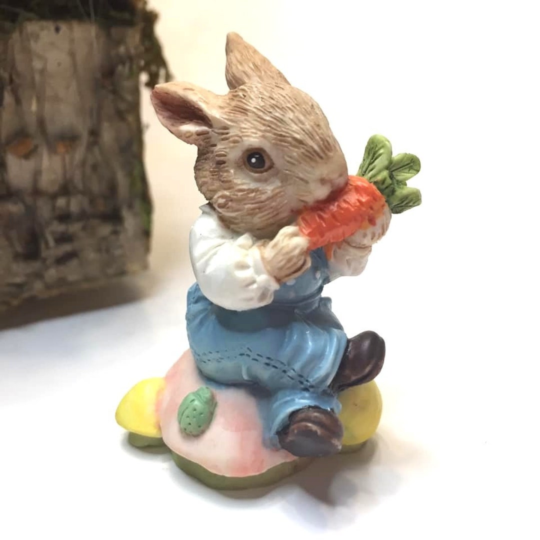 Vintage Ceramic Enesco Bunny With Carrot Resin Label on Bottom - Etsy